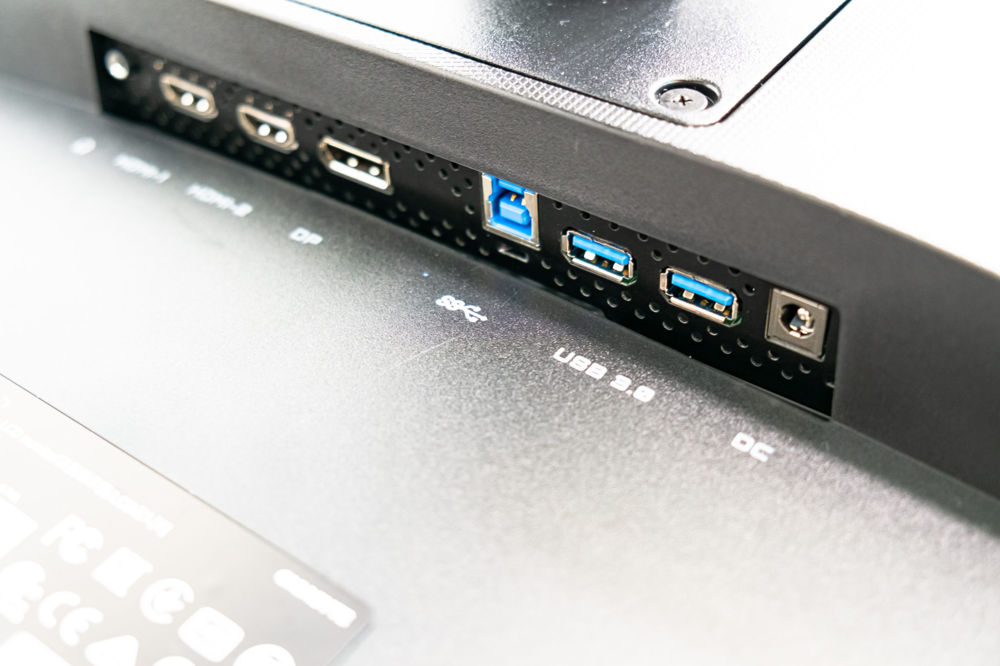 Gigabyte G32QC Gaming Monitor - Review - Einfoldtech