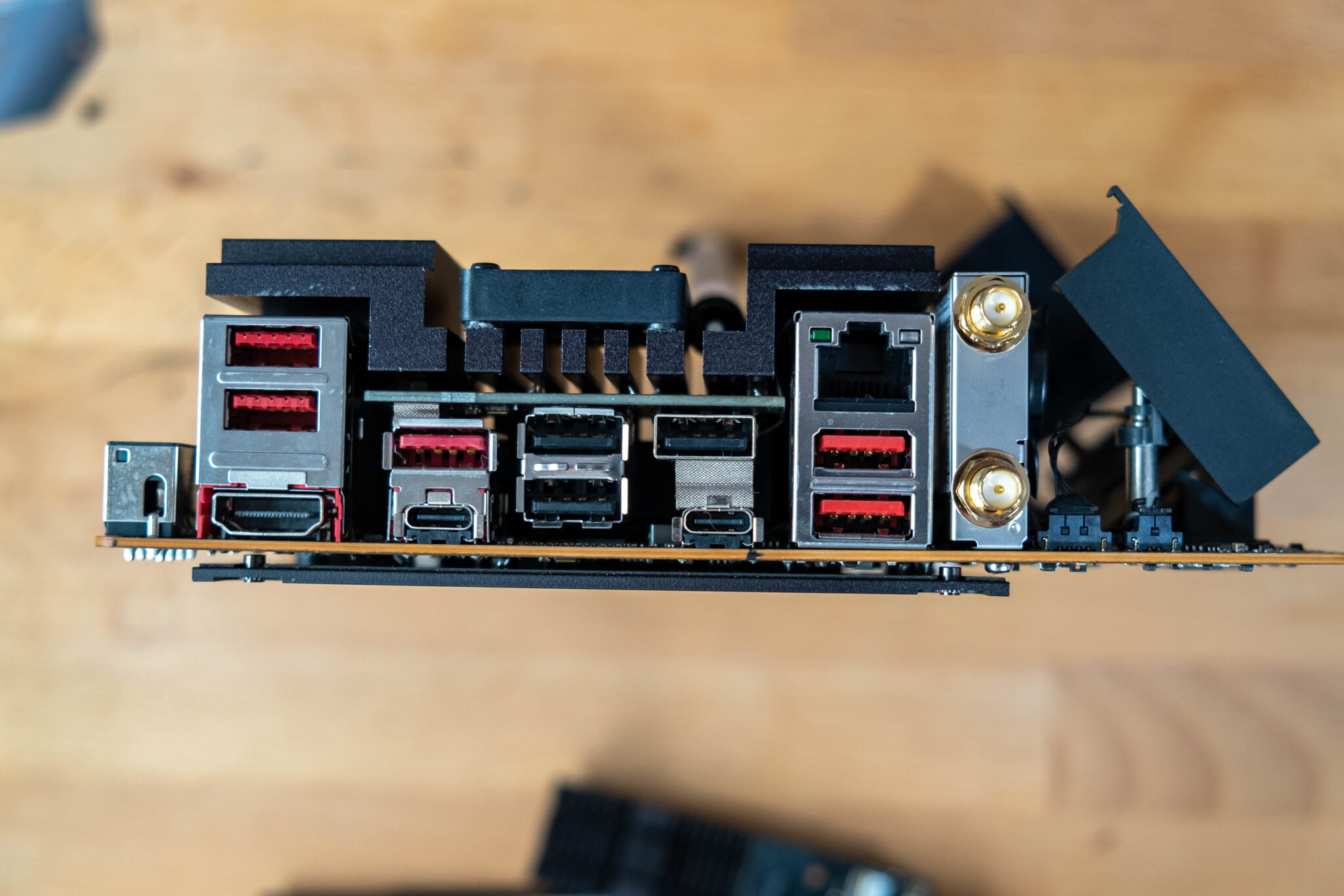 ASUS ROG STRIX X670E-I GAMING WIFI - Review - Einfoldtech