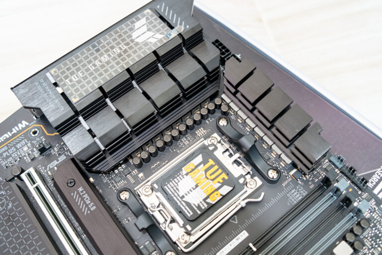 ASUS TUF GAMING X670E-PLUS WIFI - Review - Einfoldtech