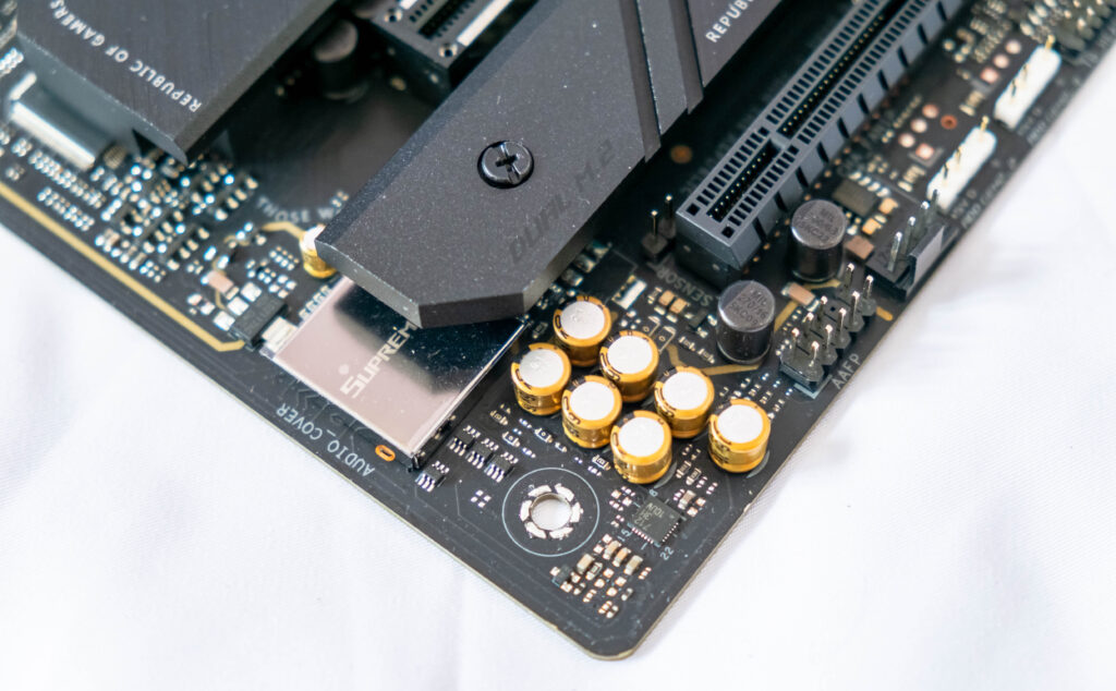 ASUS ROG STRIX X670E-E GAMING WIFI - Review - Einfoldtech