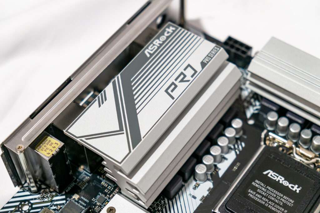 AsRock B760M Pro RS - Review - Einfoldtech