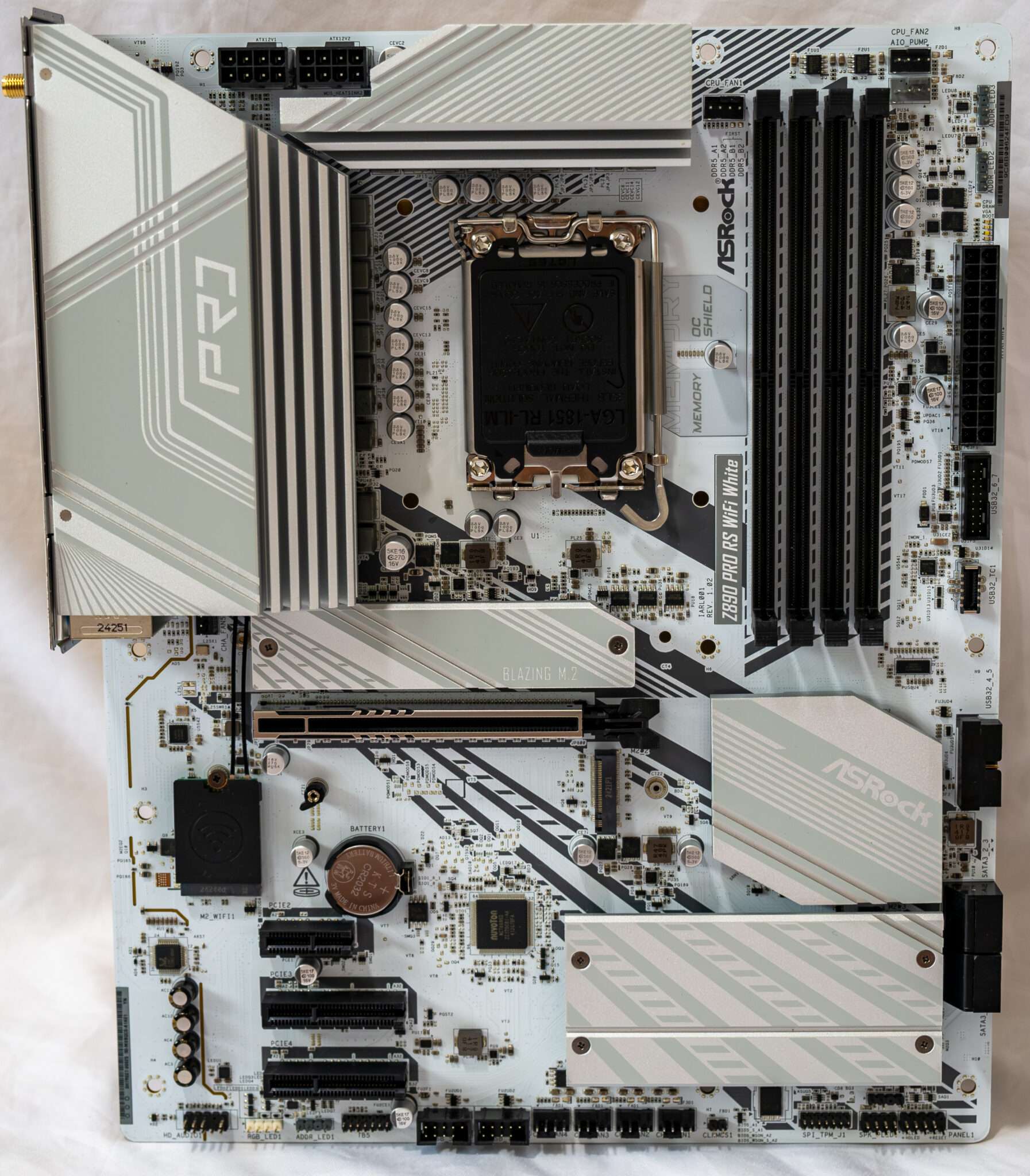 ASRock Z890 Pro RS WiFi White - Review - Einfoldtech