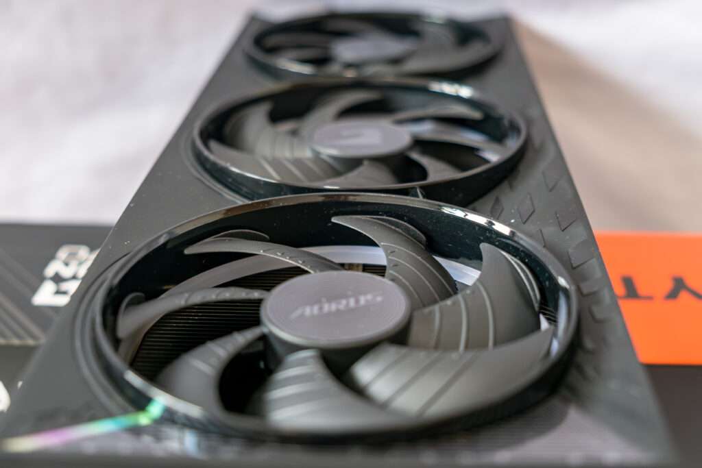 Gigabyte AORUS RX 9070 XT ELITE: A 1440p & 4K Beast That Challenges the ...