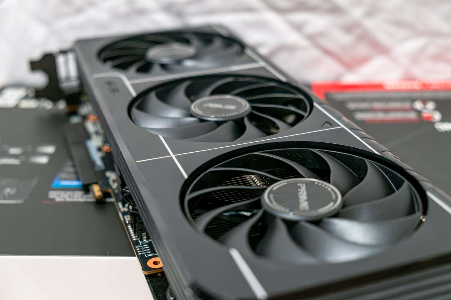 ASUS Prime Radeon RX 9070 XT OC - Review - Einfoldtech